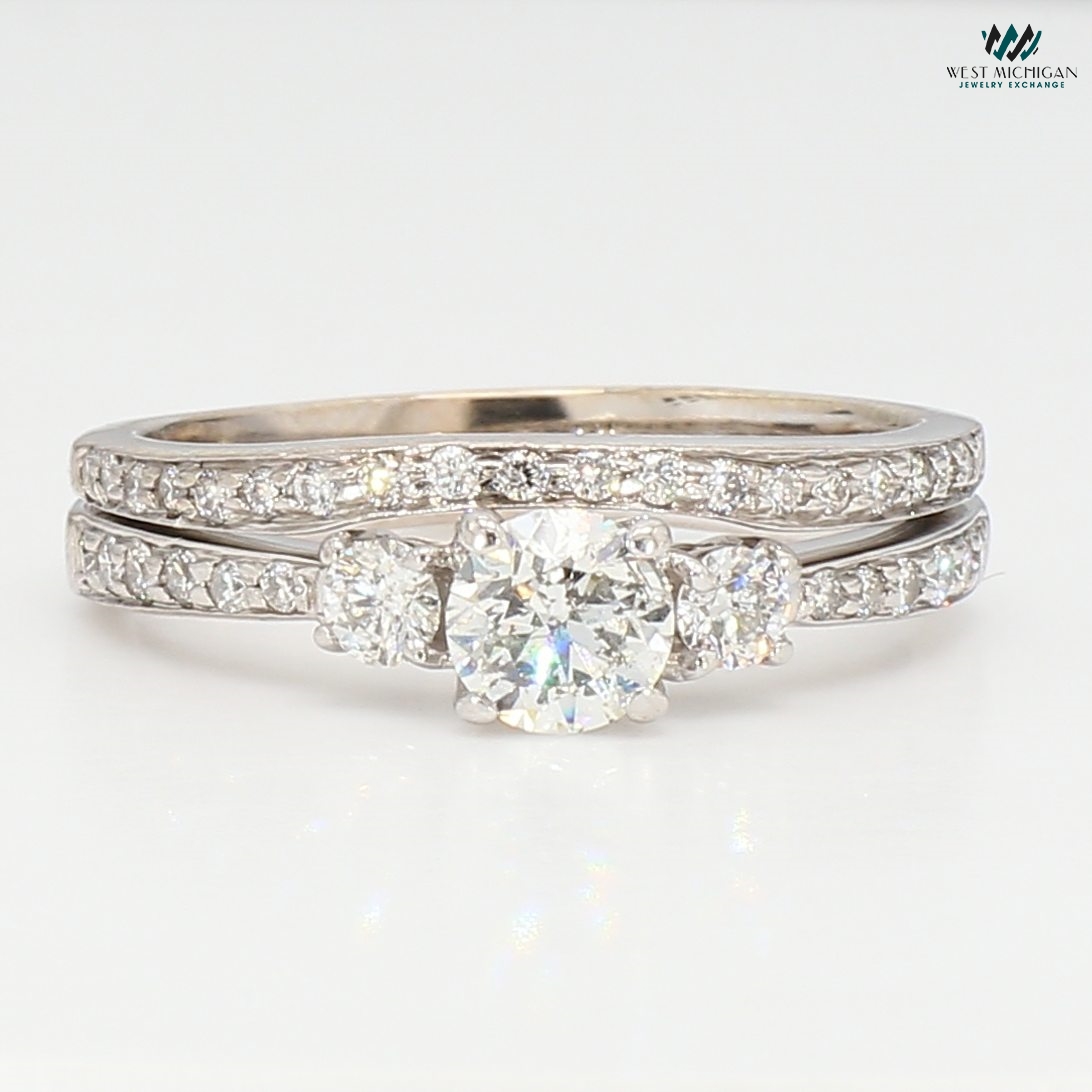 14K White Gold Diamond Bridal Ring Set| 0.48 CT Center| 1.05 CT TDW| 4. ...